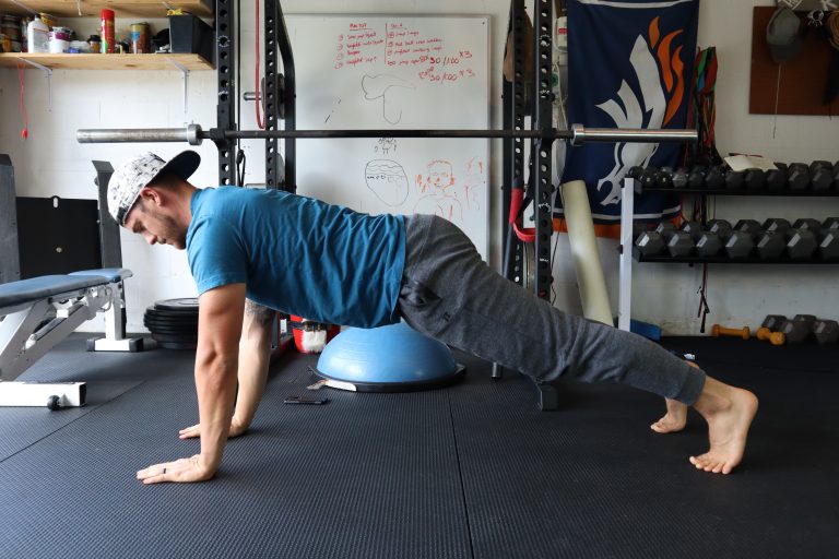 13 Exercises to strengthen your back and core - Fitness 4 Back Pain