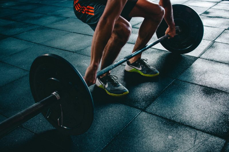 Fix Lower Back Pain During Deadlifts With These 3 Tricks - Fitness 4 ...